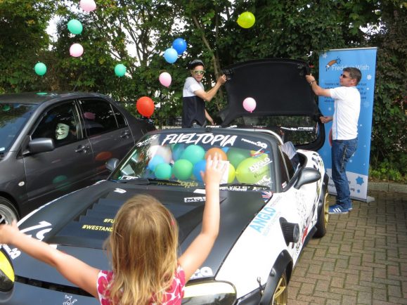 LOOK: Lutterworth classic car show raises hundreds for good causes ...