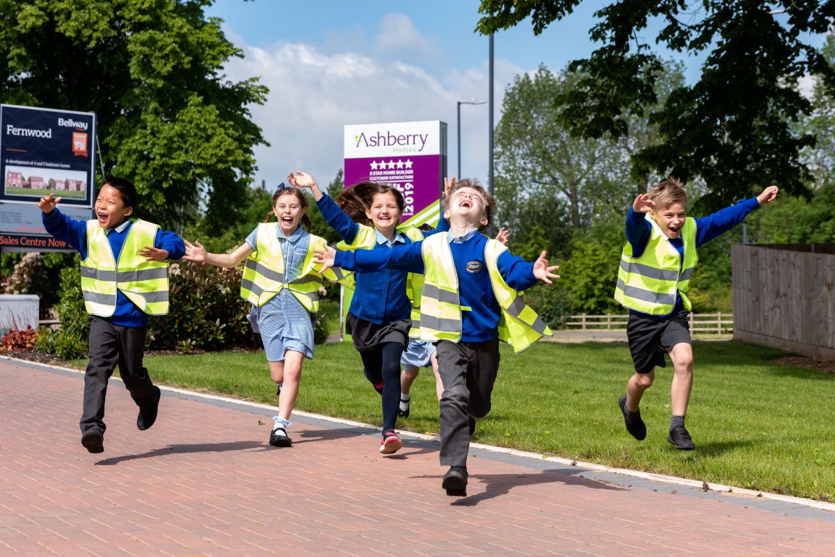 Schoolkids safe as houses thanks to donation of hi-vis jackets - The ...