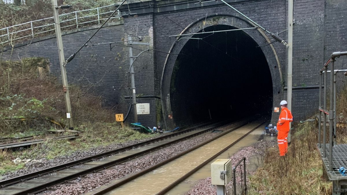 Engineers cram a year’s work into five days to fix leaky Victorian ...