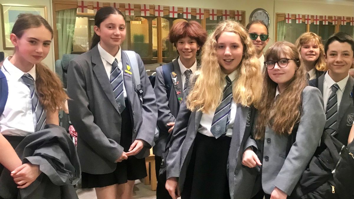 Enthusiastic pupils brighten up Friendship Day at Rugby care home - The ...